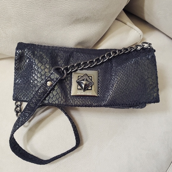 Kenneth Cole Reaction | Bags | Practically New Kenneth Cole Reaction ...